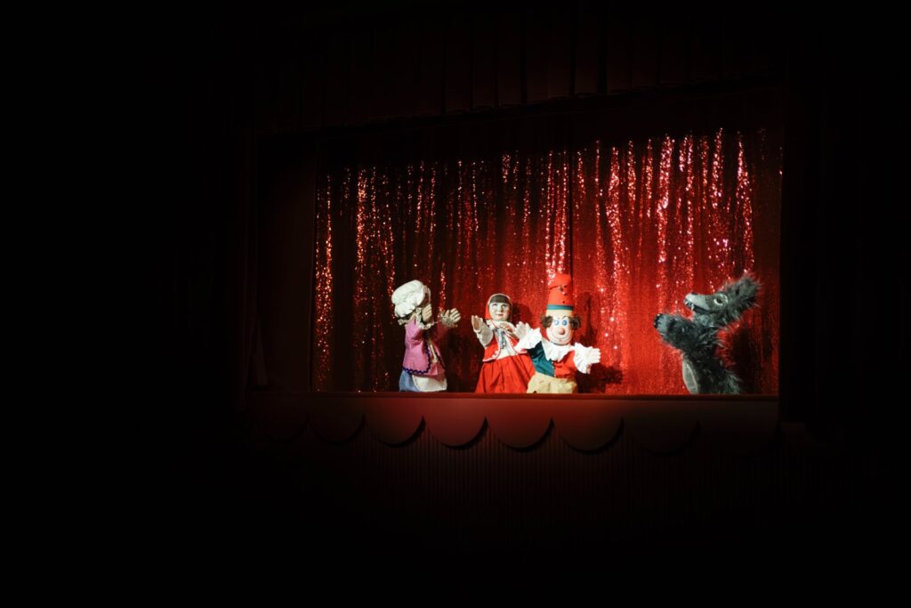 Les Marionnettes Theatre, the First Puppet Show in the UAE - CP magazine